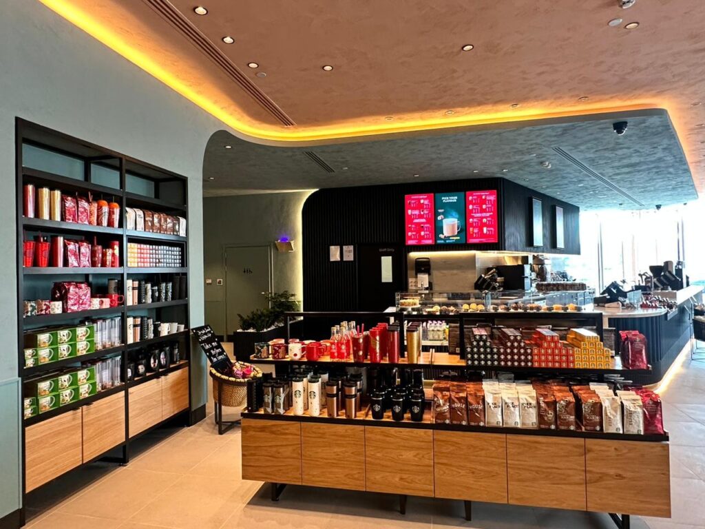 Starbucks Mall – Crystal Vision Contracting Company